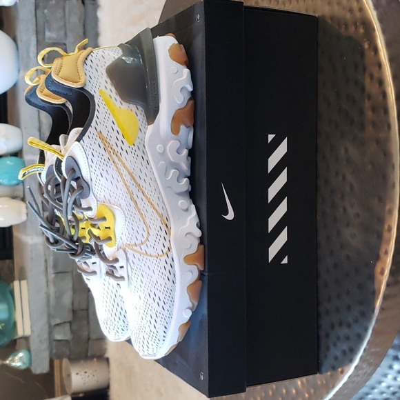 Nike | Shoes | Mens Nike React Vision Shoes Sz 3 | Poshmark